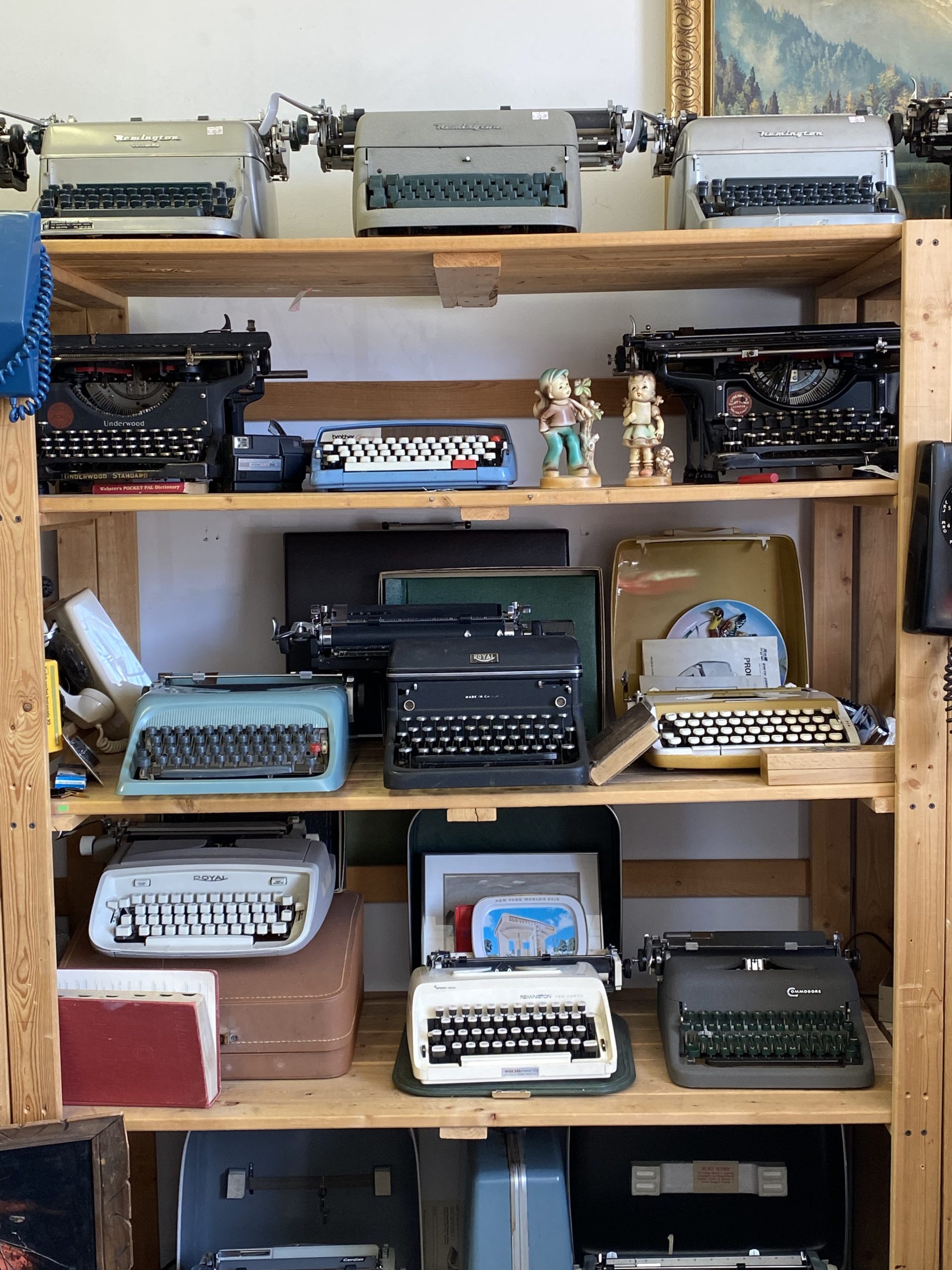 The Regina Antique Mall: 3D I spy – The Carillon