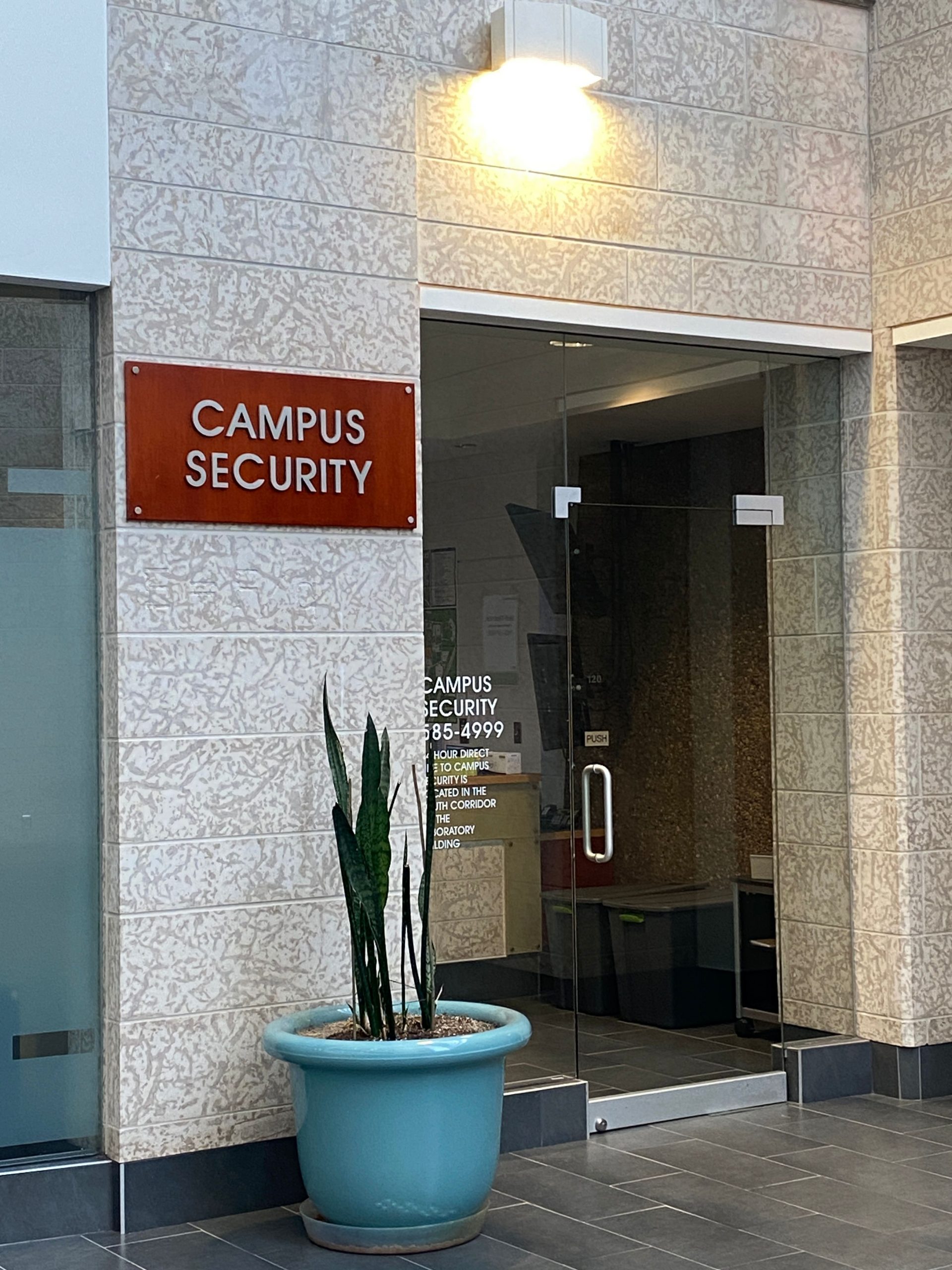 Student resources: Campus Security – The Carillon